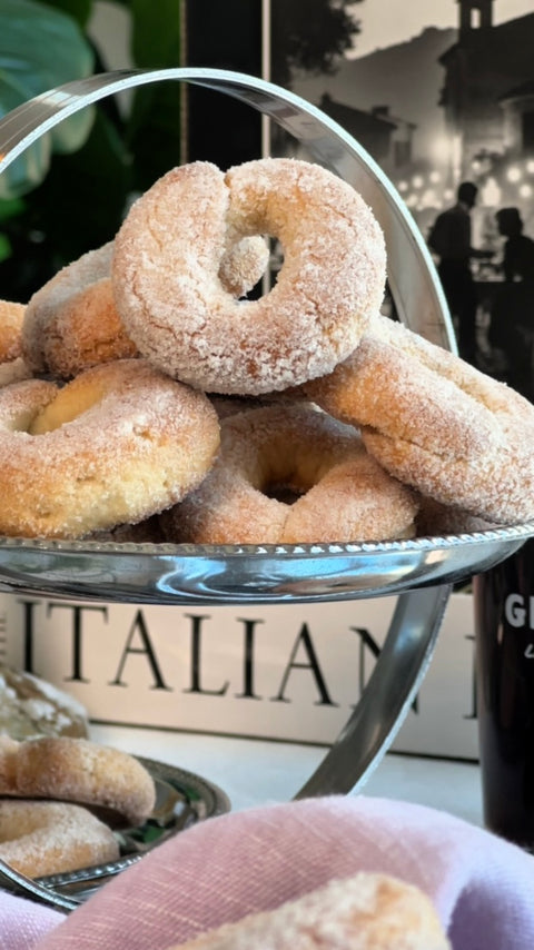 Ciambelline al Vino Recipe: Italian Wine Cookies | Gratsi